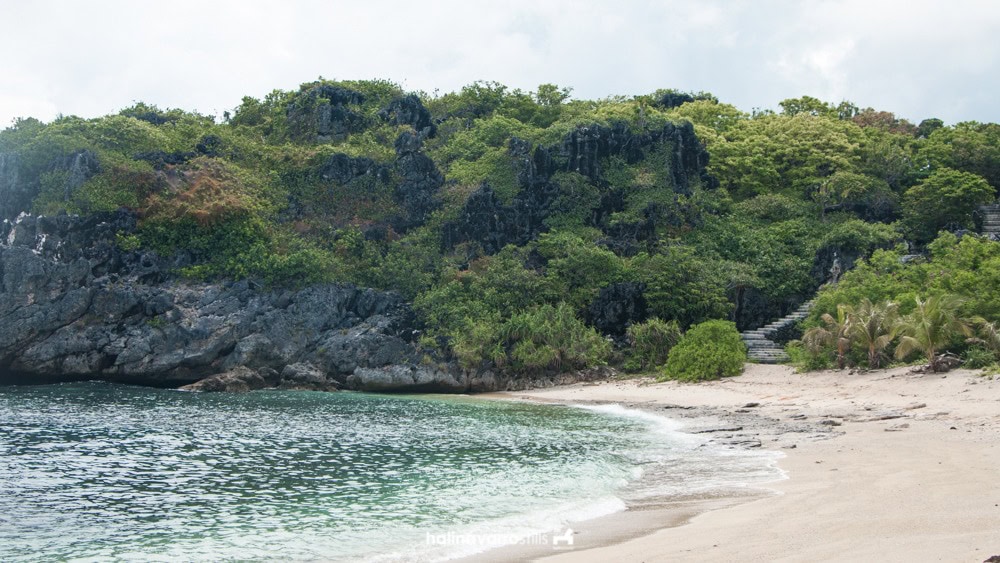 Bulalacao, Oriental Mindoro: DIY Guide + Island Hopping Trip - Tara ...
