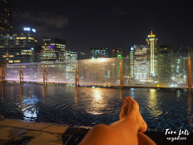 Staycation in Icon Plaza, BGC: Enjoying infinity pool and city lights ...