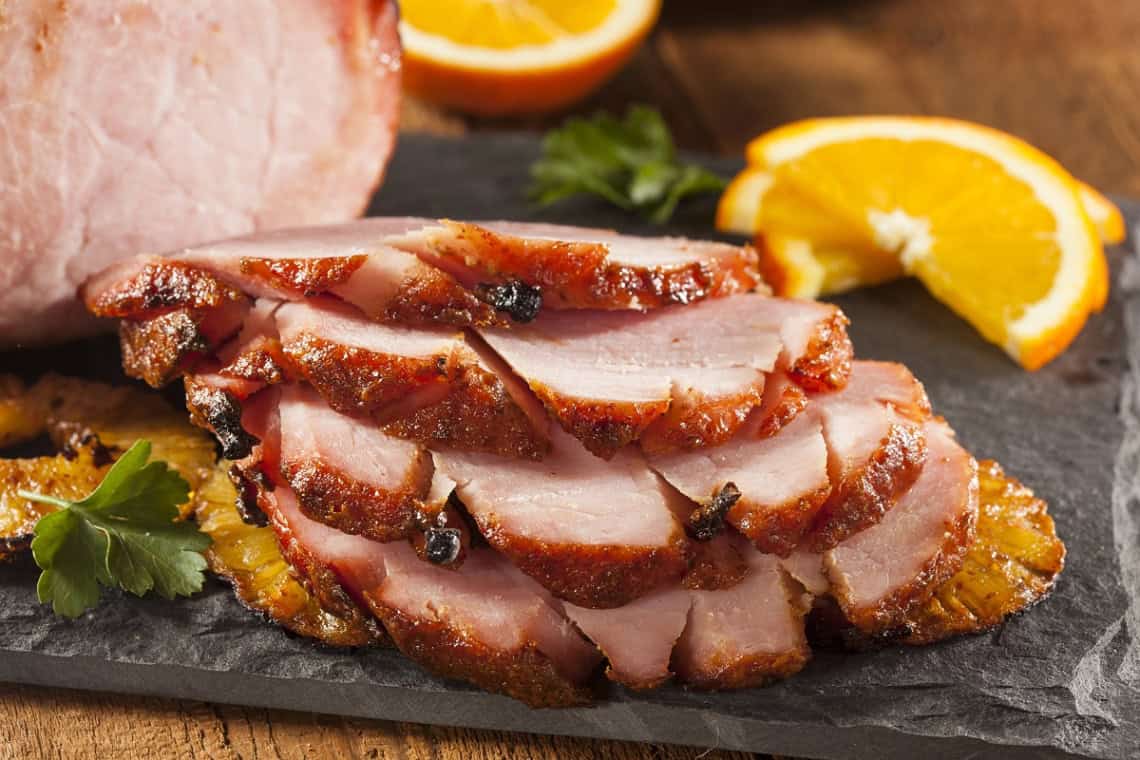 25+ Delicious Filipino Christmas Food to Serve for Noche Buena - Tara ...