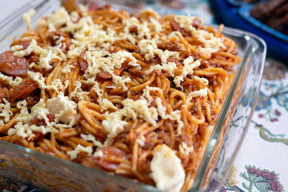 25+ Delicious Filipino Christmas Food to Serve for Noche Buena - Tara ...