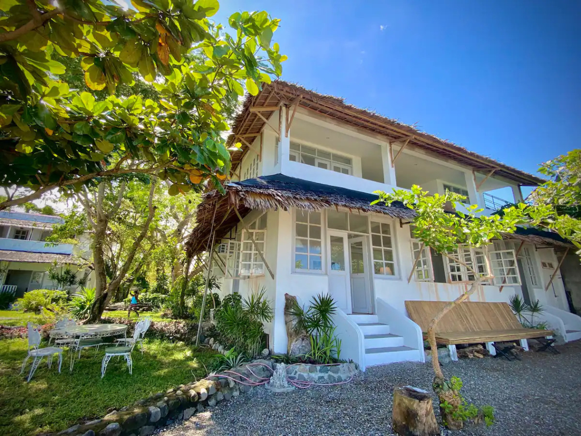 11 BEST Marinduque Resorts and Hotels - Tara Lets Anywhere