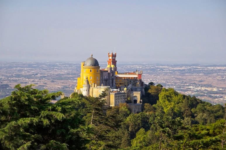 ULTIMATE Sintra Day Trip: Discovering the Fairy Tale Town - Tara Lets ...