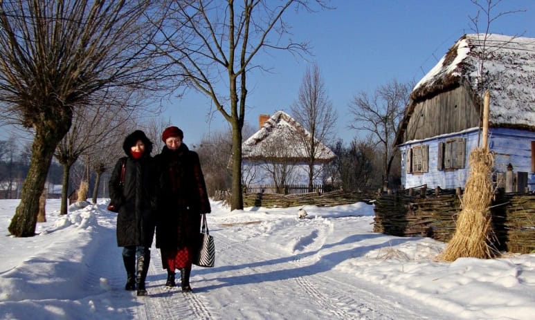 19 Unforgettable Day Trips From Warsaw - Tara Lets Anywhere