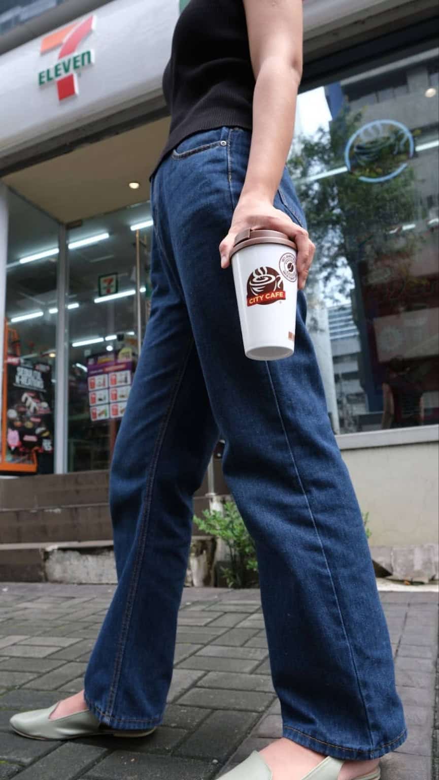 7-Eleven Promotes Sustainability and Savings By Encouraging Customers ...