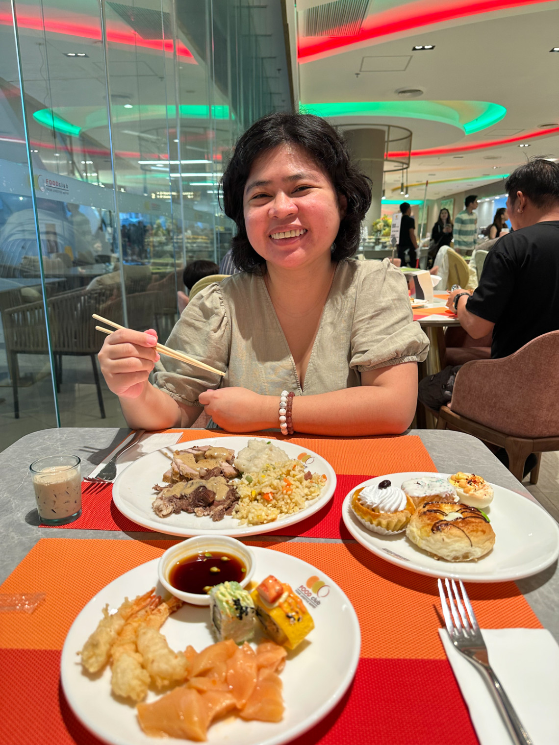 Food Club Festival Mall Alabang: The Newest Buffet in the South - Tara ...